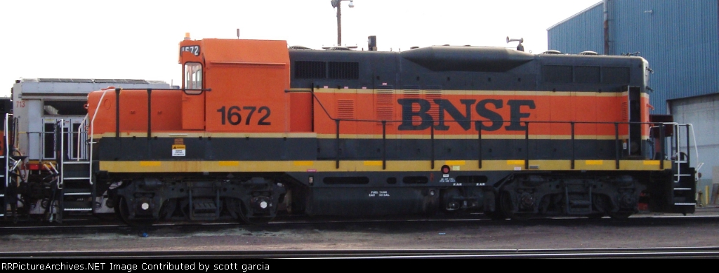 BNSF 1672